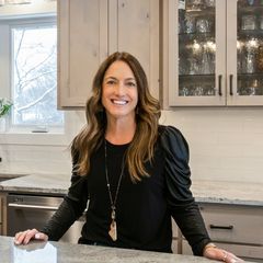 Michelle Lundeen Realtor w/ REMAX Results - Real Estate Agent in ...