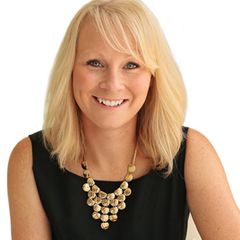 Stephanie Ricketts - Real Estate Agent in Cedar Falls, IA - Reviews ...