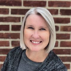 Lisa Carroll's Instagram, Twitter & Facebook on IDCrawl