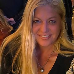 Debbie Muldoon - Real Estate Agent in Coconut Creek, FL - Reviews | Zillow