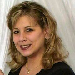 Stacy Riccio - Real Estate Agent in West Haven, CT - Reviews | Zillow