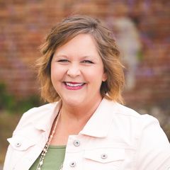 Angela Looney - Real Estate Agent in Springfield, TN - Reviews | Zillow