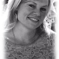 Kelly Rowe's Instagram, Twitter & Facebook on IDCrawl