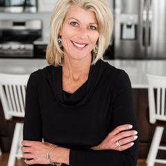 Amy Weaver - Real Estate Agent in Peoria, IL - Reviews | Zillow