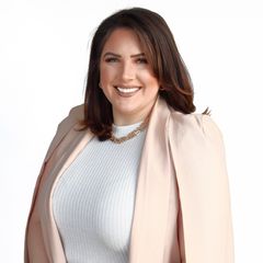 Michaela Rousseau - Real Estate Agent in Thomaston, CT - Reviews | Zillow