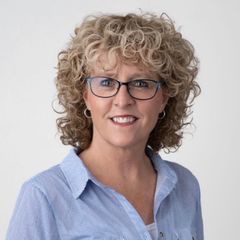 Dana Olson - Real Estate Agent in Clinton, IA - Reviews | Zillow