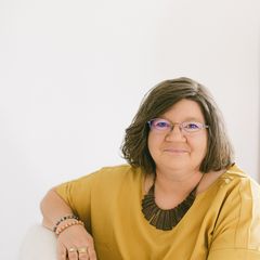 Lori Seibert - Real Estate Agent in Evansville, IN - Reviews | Zillow