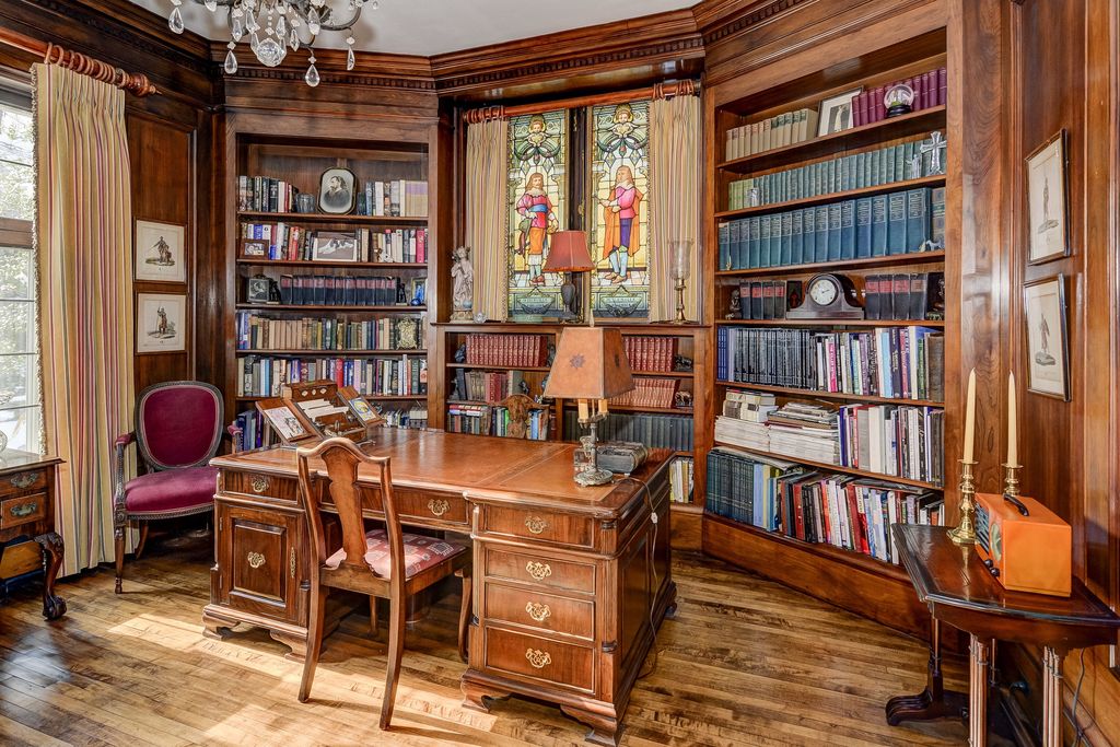 Craftsman Office Library