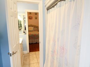 148 Edgewater Dr, Tifton, GA 31793