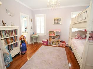 148 Edgewater Dr, Tifton, GA 31793