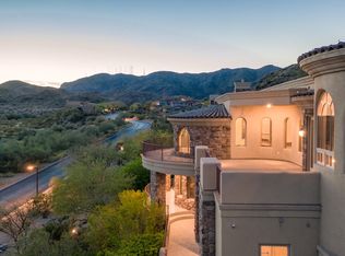 13847 S Canyon Dr, Phoenix, AZ 85048