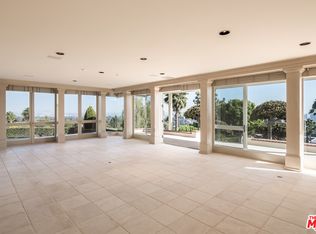 778 Sarbonne Rd, Los Angeles, CA 90077