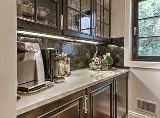 106 Ravine Lake Rd, Bernardsville, NJ 07924