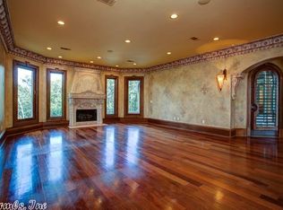 22 Valley Crest Ct, Little Rock, AR 72223