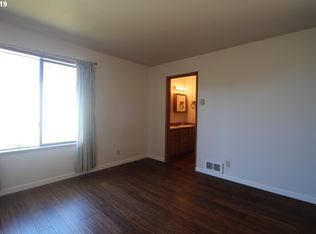 1235 Wavecrest Ln SW, Bandon, OR 97411