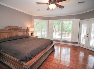 148 Edgewater Dr, Tifton, GA 31793