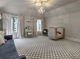 106 Ravine Lake Rd, Bernardsville, NJ 07924