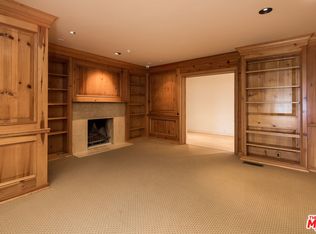 778 Sarbonne Rd, Los Angeles, CA 90077