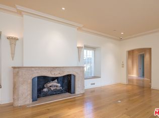 778 Sarbonne Rd, Los Angeles, CA 90077