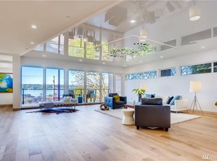 12410 Holmes Point Dr NE, Kirkland, WA 98034