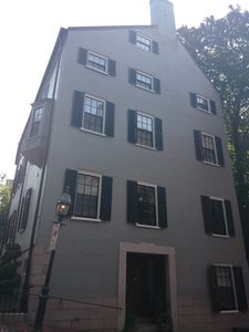 14 Walnut St, Boston, MA 02108 | Zillow
