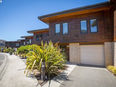 2748 Colony Cir, Bandon, OR 97411 | MLS #18217628 | Zillow