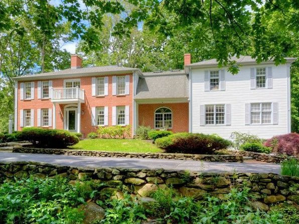 12 Evergreen Way, Stratham, NH 03885 | Zillow