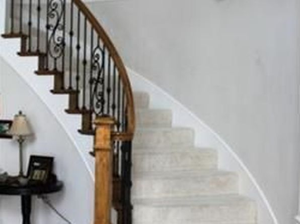 9205 Falcon Ridge Dr, Lenexa, KS 66220 | Zillow