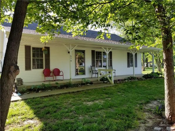 Best Places to Live in Coatesville, Indiana