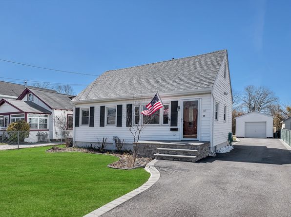 Blue Point Real Estate - Blue Point NY Homes For Sale | Zillow