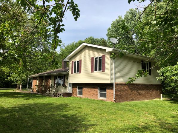 Saint Jacob Real Estate - Saint Jacob IL Homes For Sale | Zillow