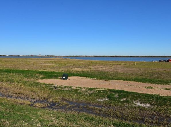 Palacios TX Waterfront Homes For Sale - 80 Homes | Zillow