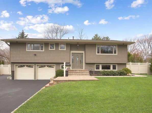 Best Places to Live in Dix Hills, New York