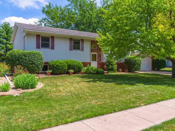 Hudson Real Estate - Hudson IL Homes For Sale | Zillow
