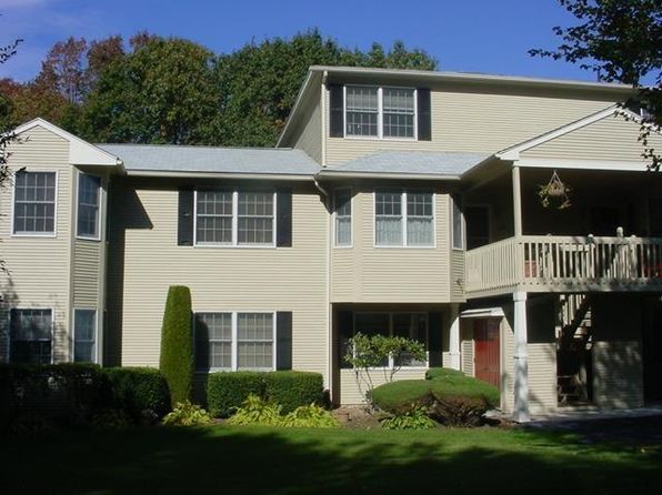 West Warwick Real Estate - West Warwick RI Homes For Sale | Zillow