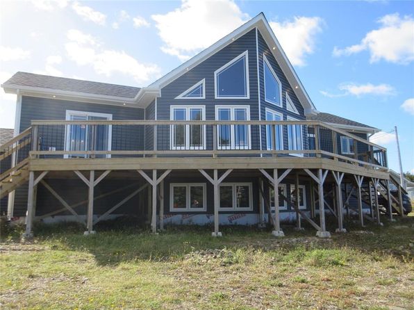 Newfoundland and Labrador Waterfront Homes For Sale - 24 Homes | Zillow
