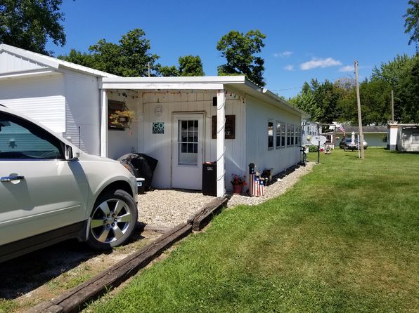 Delhi Real Estate - Delhi IA Homes For Sale | Zillow