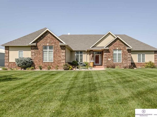 Inground Pool - Omaha Real Estate - Omaha NE Homes For Sale | Zillow