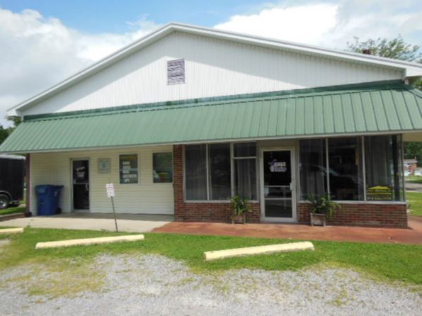 Flora Real Estate - Flora IL Homes For Sale | Zillow