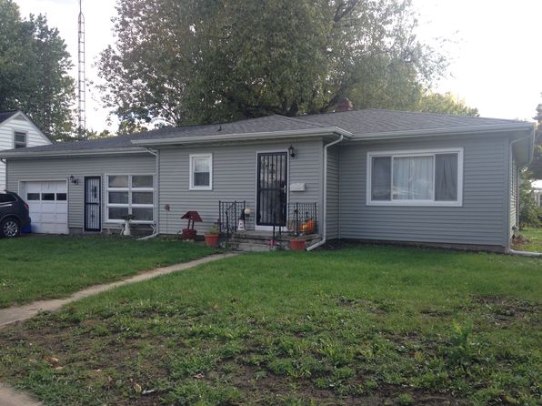 Sullivan Real Estate - Sullivan IL Homes For Sale | Zillow