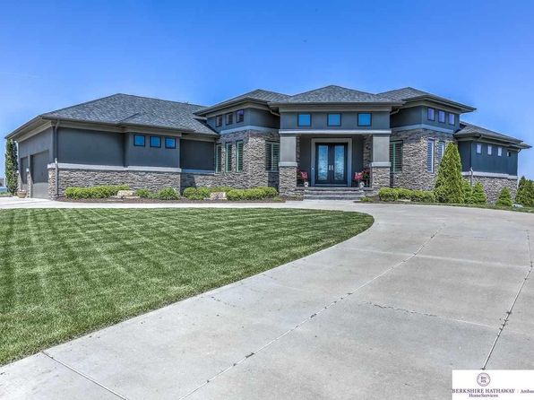 Waterloo Real Estate - Waterloo NE Homes For Sale | Zillow