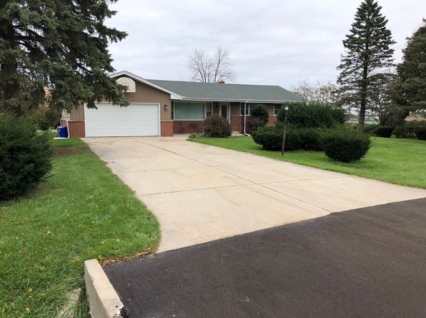 53005 Real Estate - 53005 Homes For Sale | Zillow