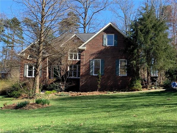 Best Places to Live in Oak Ridge, North Carolina