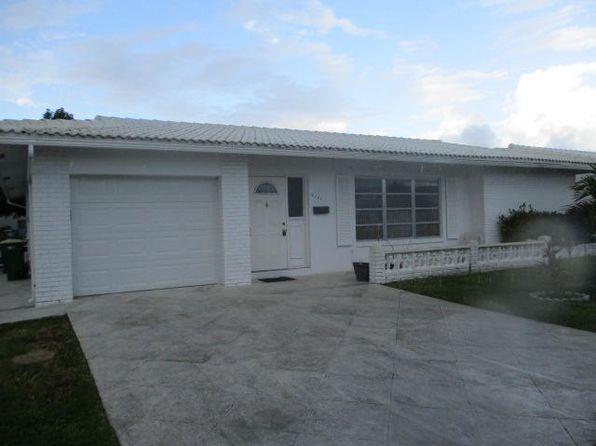 Tamarac FL Single Family Homes For Sale - 345 Homes | Zillow