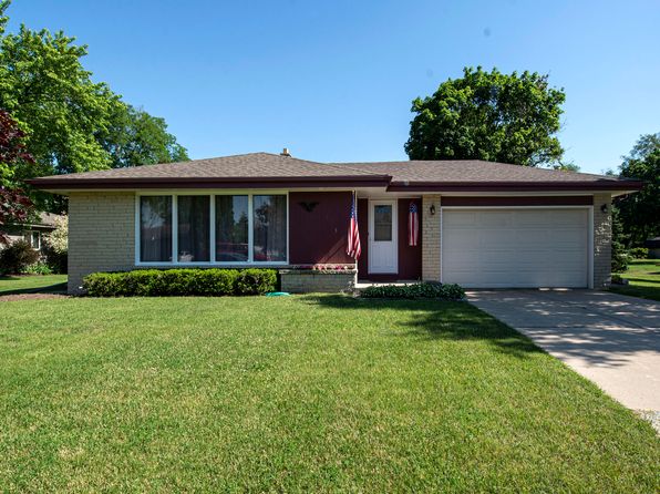 Oconomowoc Real Estate - Oconomowoc WI Homes For Sale | Zillow