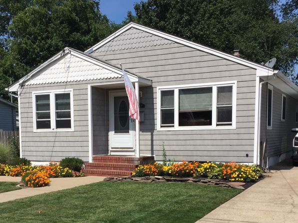 Islip Terrace Real Estate - Islip Terrace Islip Homes For Sale | Zillow