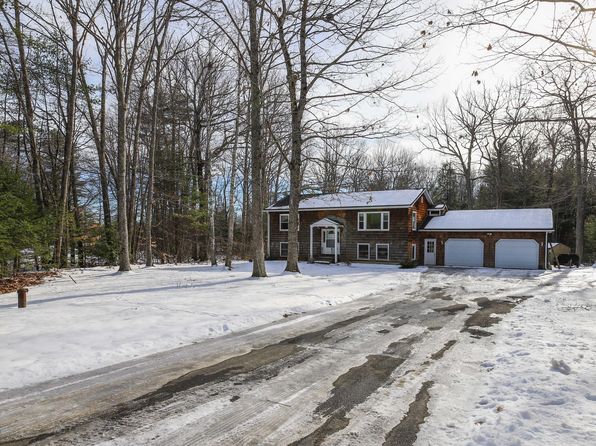 Best Places to Live in Buxton, Maine