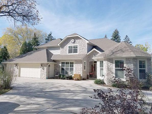 53005 Real Estate - 53005 Homes For Sale | Zillow