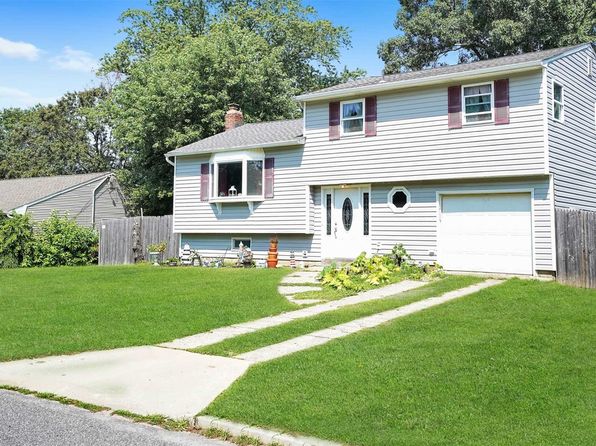 Centereach Real Estate - Centereach NY Homes For Sale | Zillow