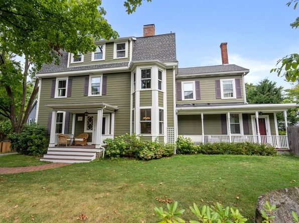 Wellesley Real Estate - Wellesley MA Homes For Sale | Zillow